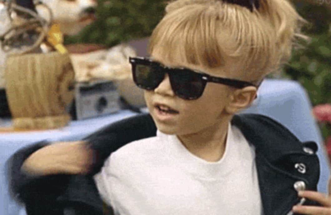 10 Super Awkward Moments Only Siblings Will Understand - FamilyToday