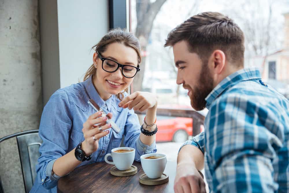 5 Signs You're On A Date And Don't Know It - FamilyToday