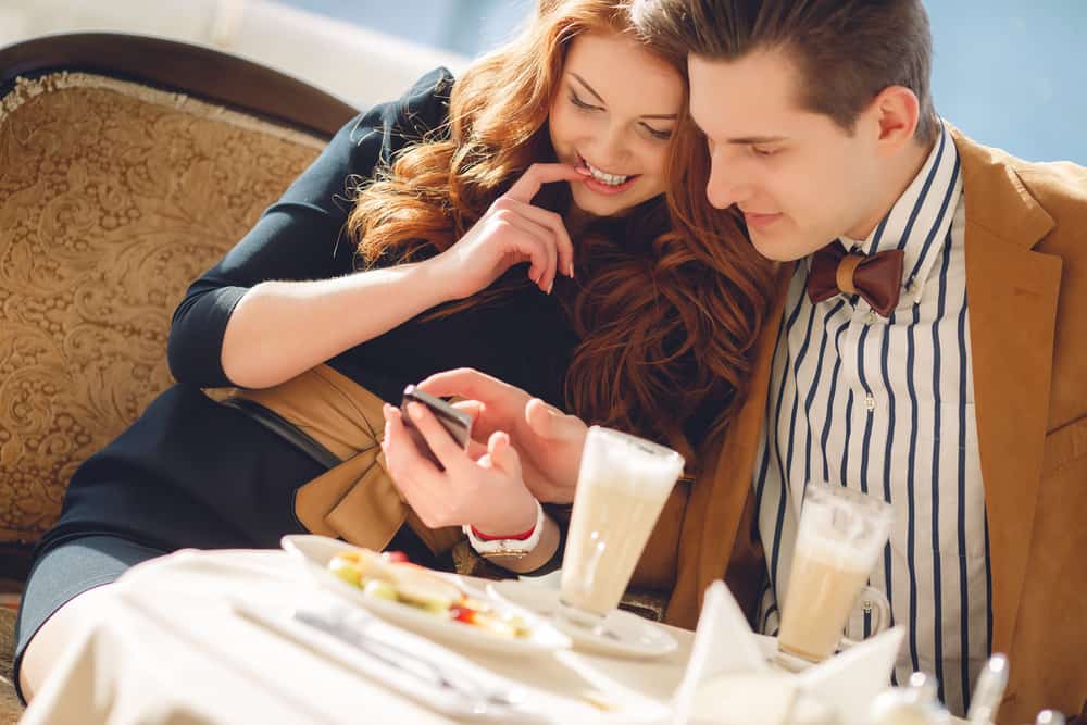 Date Night Conversation Starters You HAVE To Try - FamilyToday