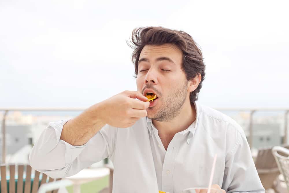 17 Obvious Signs Your Husband Is Cheating On You ... With Food ...