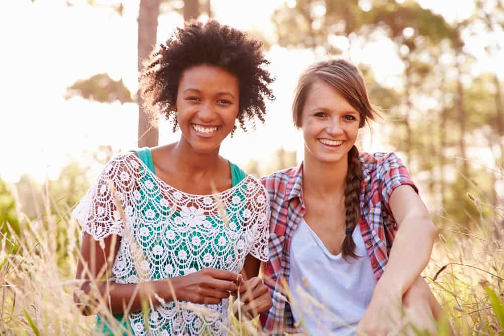 5 Ways To Be A Better Friend - FamilyToday